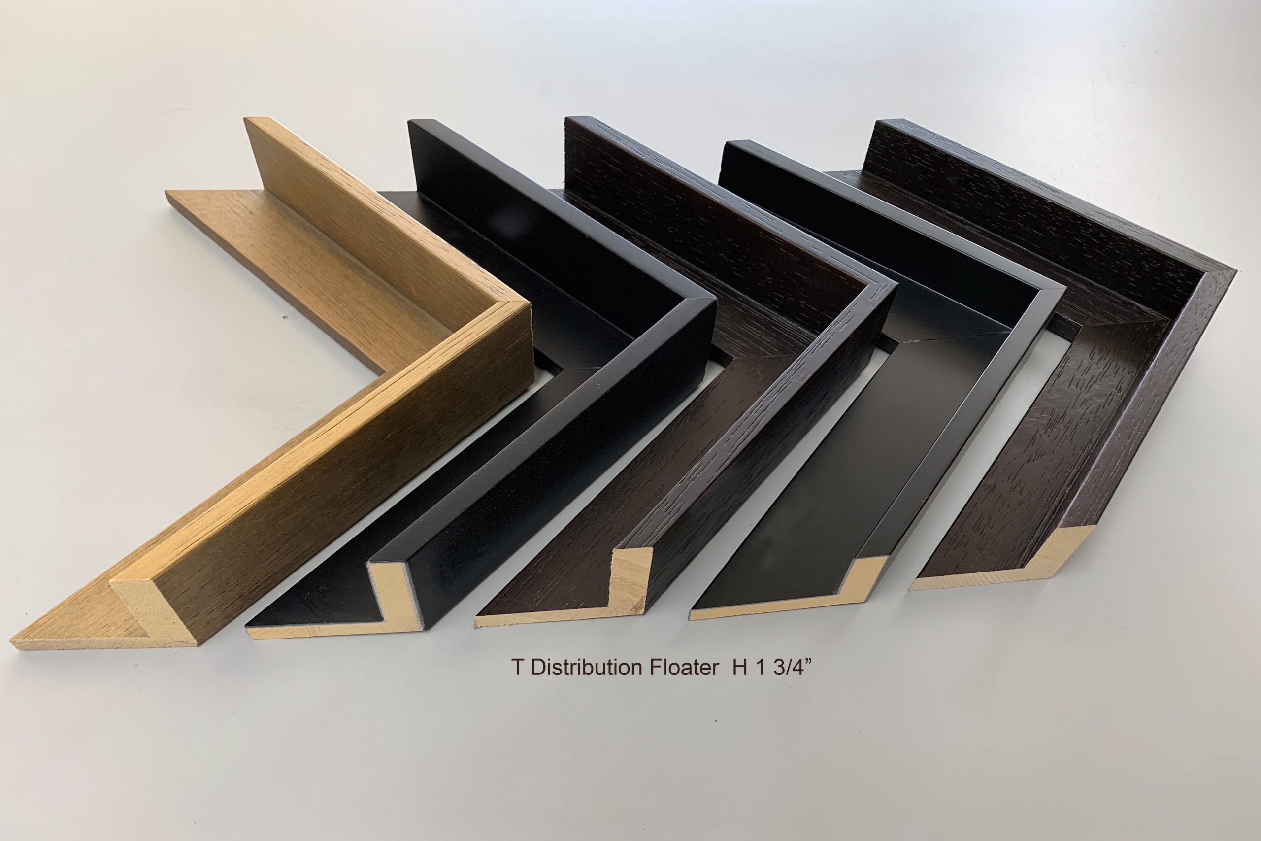 Floating Frame | Max Photo and Decor